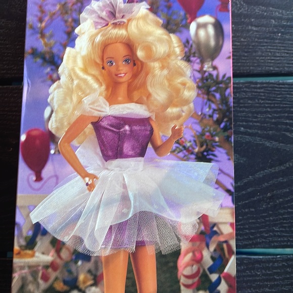 Barbie | Toys | Nrfb Vintage 992 Pretty In Purple Barbie Doll Special ...
